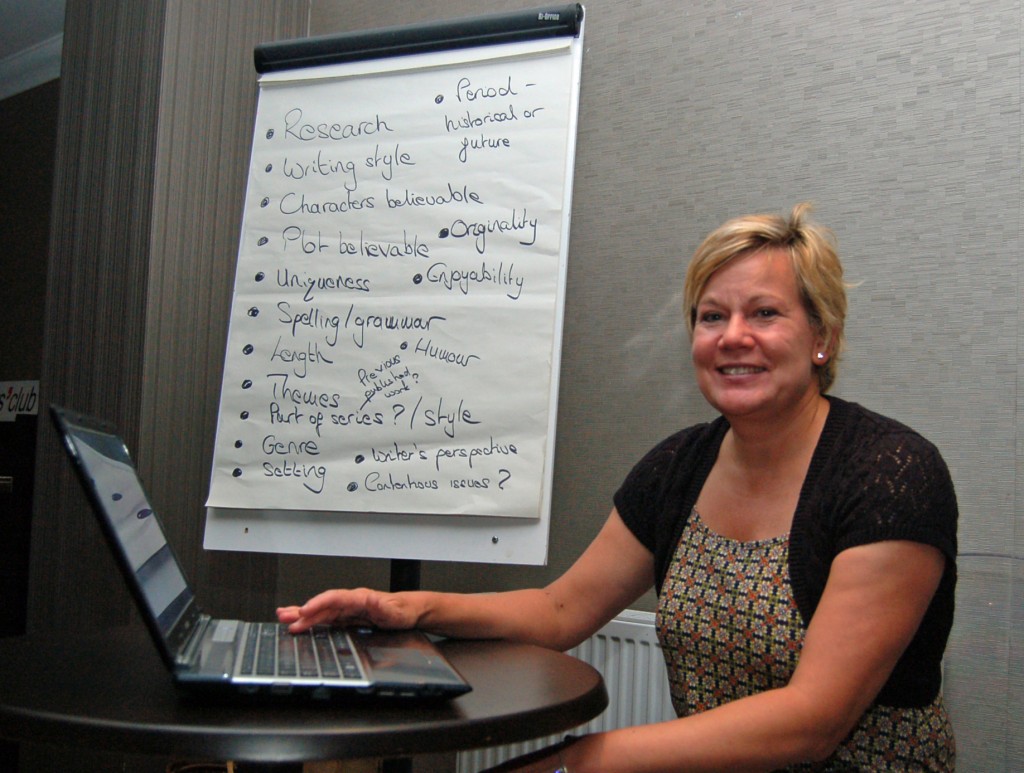 A Wee Review of the Book Review Evening – 10th Sept, 2014 – AyrWritersClub